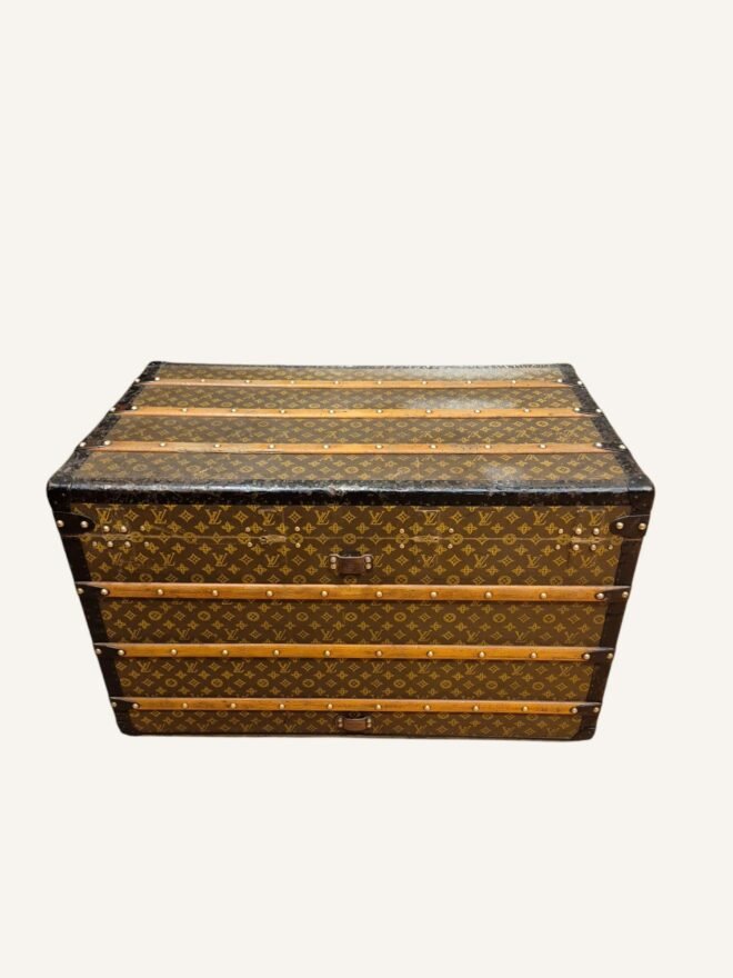 Louis Vuitton old mail trunk 1910